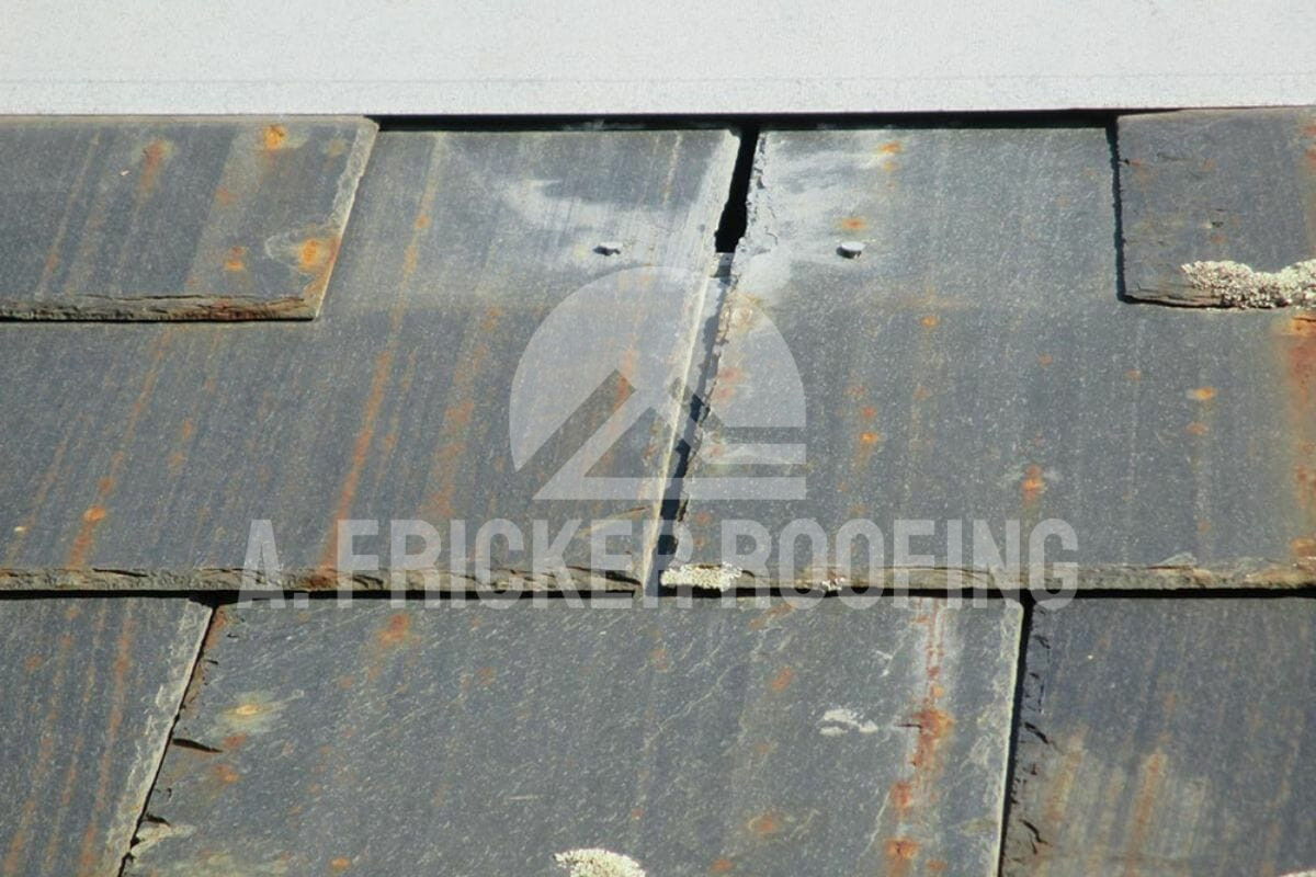 5 Signs You Need Slate Roof Repair & How To Fix Them