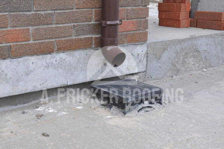 Role of Downspouts In Roof Water Drainage (Size And Spacing)
